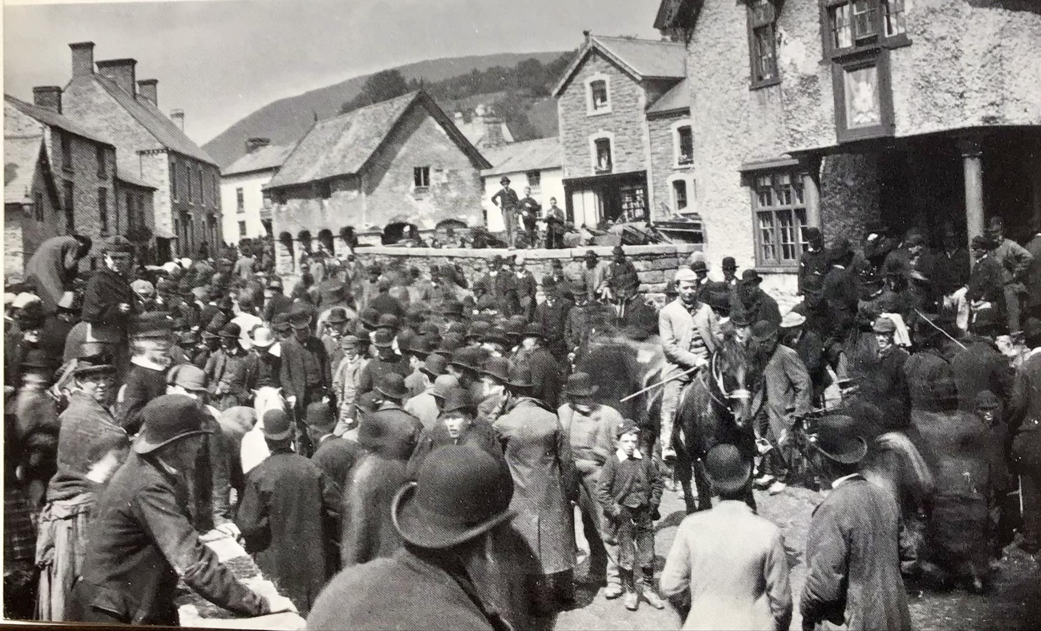 Welsh Photos that Will Take You Back to the Good Old Days